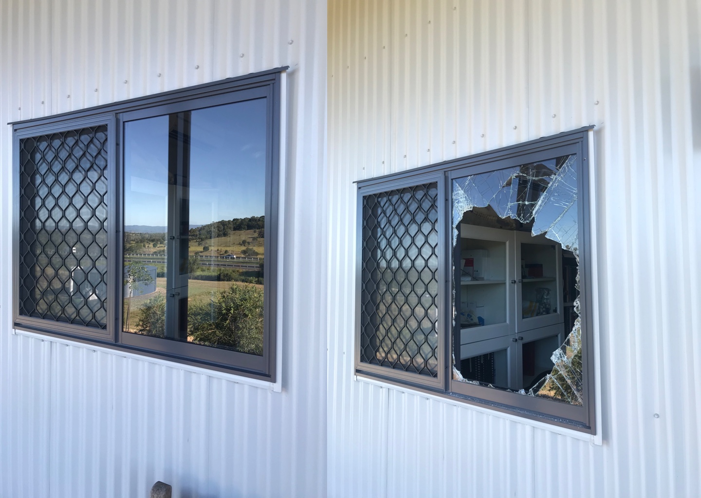 Speedie Glass | Residential & Commercial Glass Services